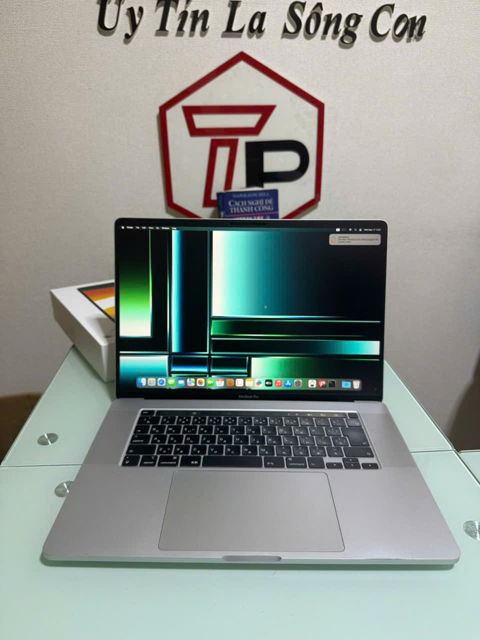 Macbook Pro 2019 Silver Fullbox / Core i9 / RAM 16GB / SSD 1TB /AMD ...